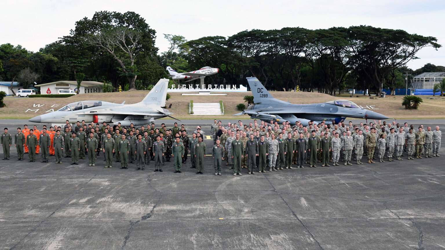 How to Join the Philippine Air Force (Requirements + Salaries) (2025)
